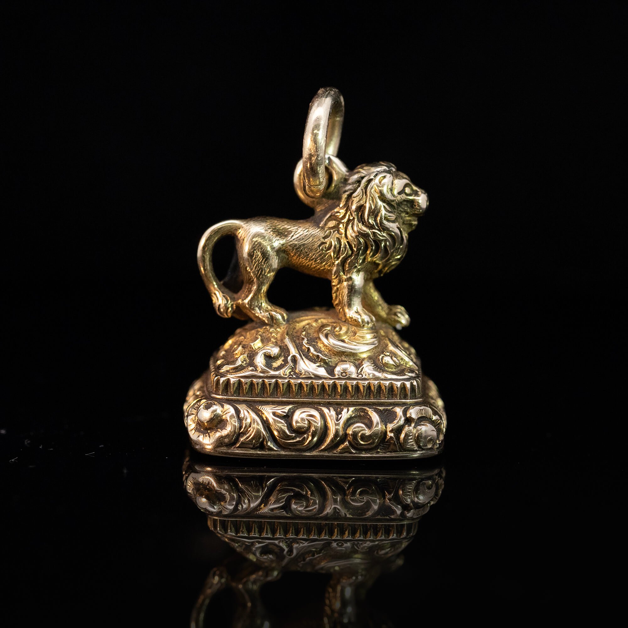 Captain Daniel Tapley’s Gold Lion Intaglio Seal | Gerard McCabe